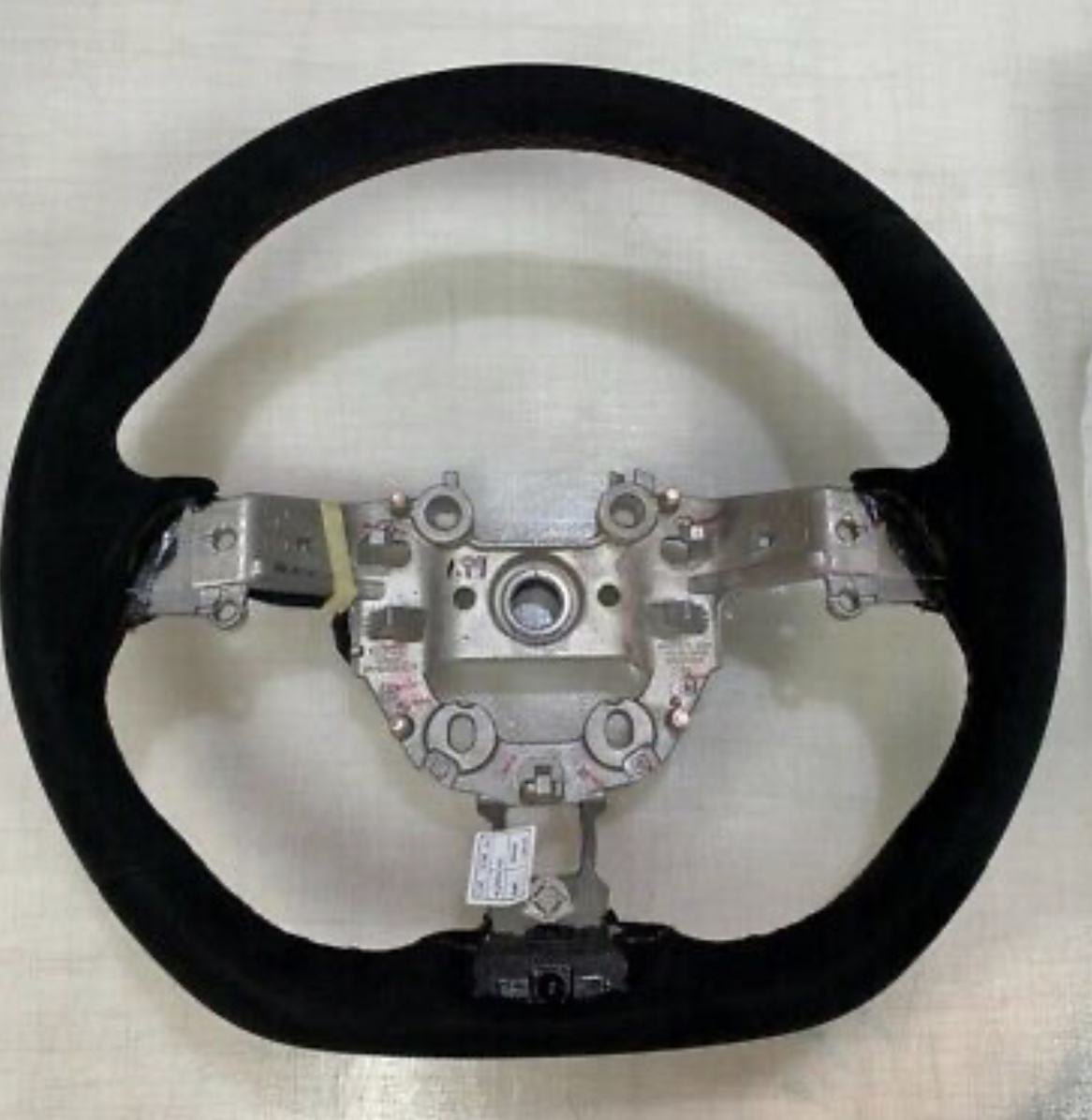 2018-2023 KIA Stinger Alcantara D-Cut Steering Wheel – UNIQPERFORMANCE