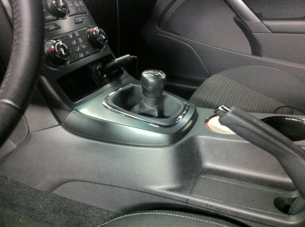 2010-2016 GENESIS COUPE UNIQ PERFORMANCE SHORT SHIFTER – UNIQPERFORMANCE