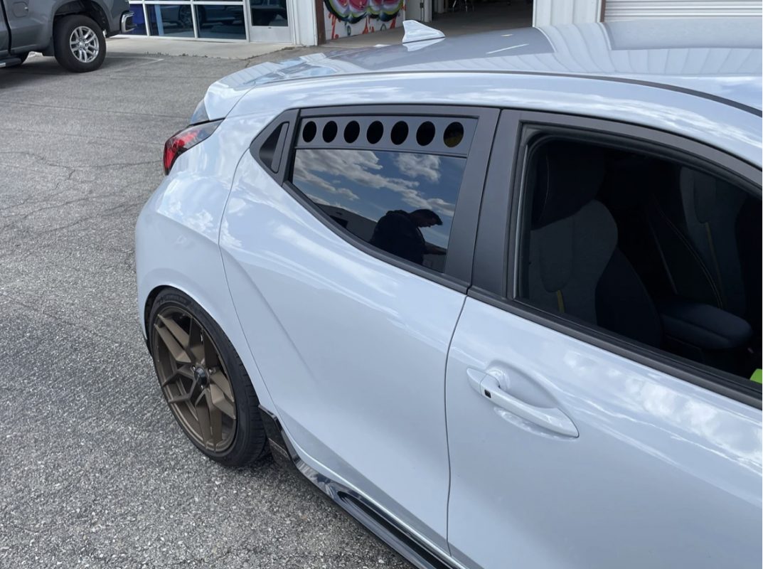 Hyundai Veloster (2019+) Rear Window Vent – UNIQPERFORMANCE
